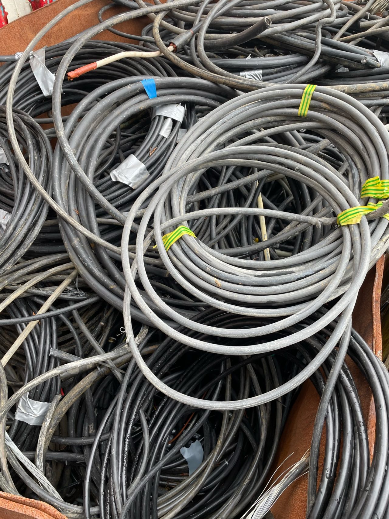 Ferrous & Non-Ferrous – Spire Metals – South Coast Metal Recycling